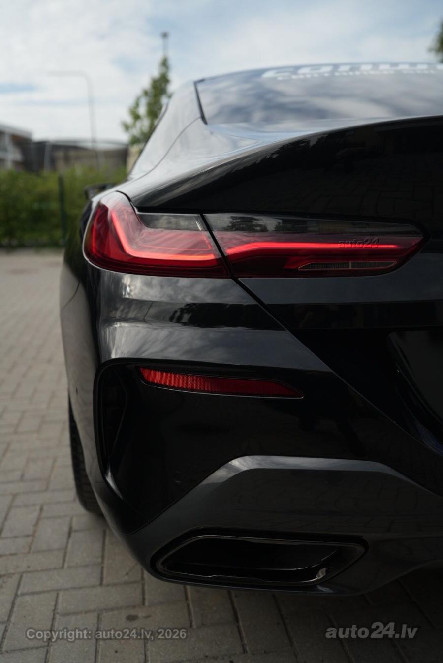 Black BMW 8-series 2020 in Tallinn, with an engine capacity of 3.00 L and mileage of 109 thousand km for 51900 €, photo 11 on AUTOMOTO.COM.LV