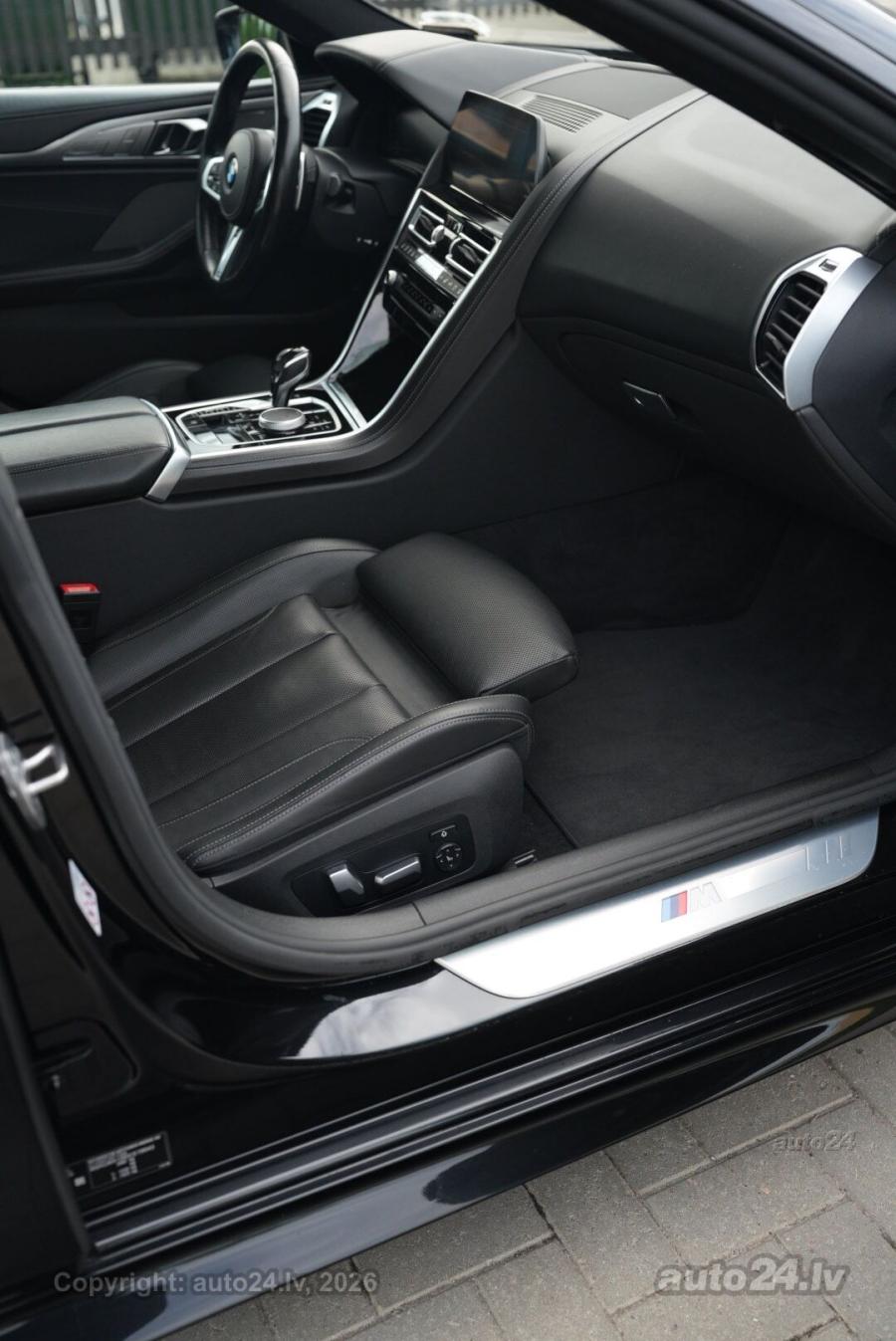 Black BMW 8-series 2020 in Tallinn, with an engine capacity of 3.00 L and mileage of 109 thousand km for 51900 €, photo 17 on AUTOMOTO.COM.LV