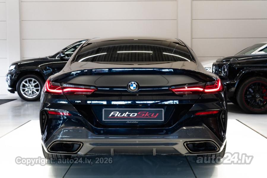 Melns BMW 8-series 2023 Tallina, ar dzinēja tilpumu 3.00 L un nobraukumu 105 tūkst. km par 58900 €, foto 7 vietnē AUTOMOTO.COM.LV