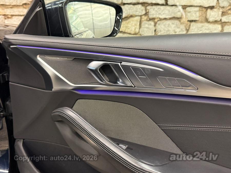 Черный БМВ 8 Серия 2023 в Таллин, объемом двигателя 3.00 л и пробегом 105 тыс. км за 54900 €, фото 21 на AUTOMOTO.COM.LV