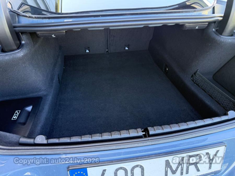 Zils BMW 8-series 2018 Tallina, ar dzinēja tilpumu 3.00 L un nobraukumu 177 tūkst. km par 42990 €, foto 15 vietnē AUTOMOTO.COM.LV