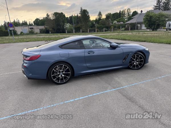 Blue BMW 8-series 2019 in Tallinn, with an engine capacity of 3.00 L and mileage of 98 thousand km for 54000 €, photo 5 on AUTOMOTO.COM.LV