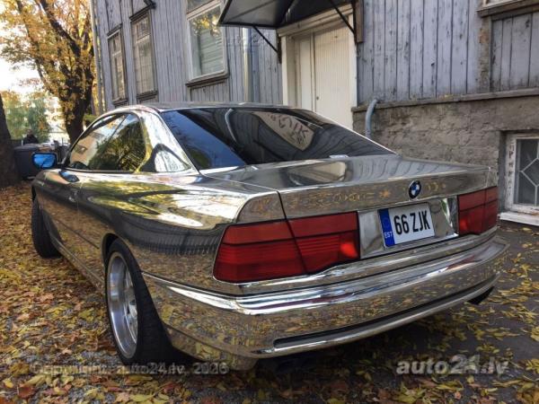 Pelēks BMW 8-series 1993 Tallina, ar dzinēja tilpumu 5.00 L un nobraukumu 118 tūkst. km par 23500 €, foto 3 vietnē AUTOMOTO.COM.LV