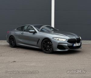 Pelēks BMW 8-series 2021 Tallina, ar dzinēja tilpumu 3.00 L un nobraukumu 75 tūkst. km par 51199 €, foto 1 vietnē AUTOMOTO.COM.LV