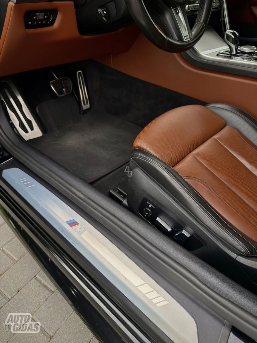 Melns BMW 840 2019 Plungė, ar dzinēja tilpumu 3.00 L un nobraukumu 88 tūkst. km par 48000 €, foto 18 vietnē AUTOMOTO.COM.LV