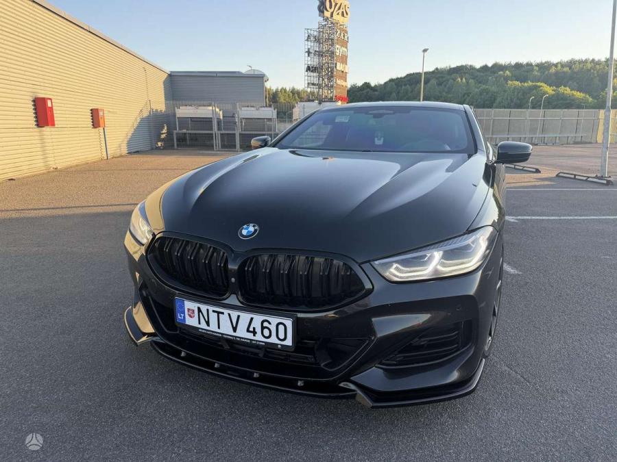 Black BMW 840 2019 in Vilnius, with an engine capacity of 2.99 L and mileage of 210 thousand km for 39999 €, photo 3 on AUTOMOTO.COM.LV