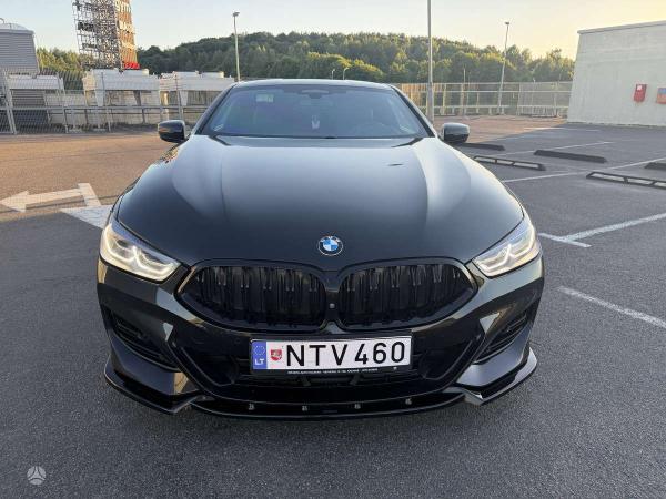 Black BMW 840 2019 in Vilnius, with an engine capacity of 2.99 L and mileage of 210 thousand km for 39999 €, photo 5 on AUTOMOTO.COM.LV