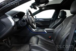 Black BMW 840 2019 in Riga, with an engine capacity of 3.00 L and mileage of 130 thousand km for 46500 €, photo 8 on AUTOMOTO.COM.LV