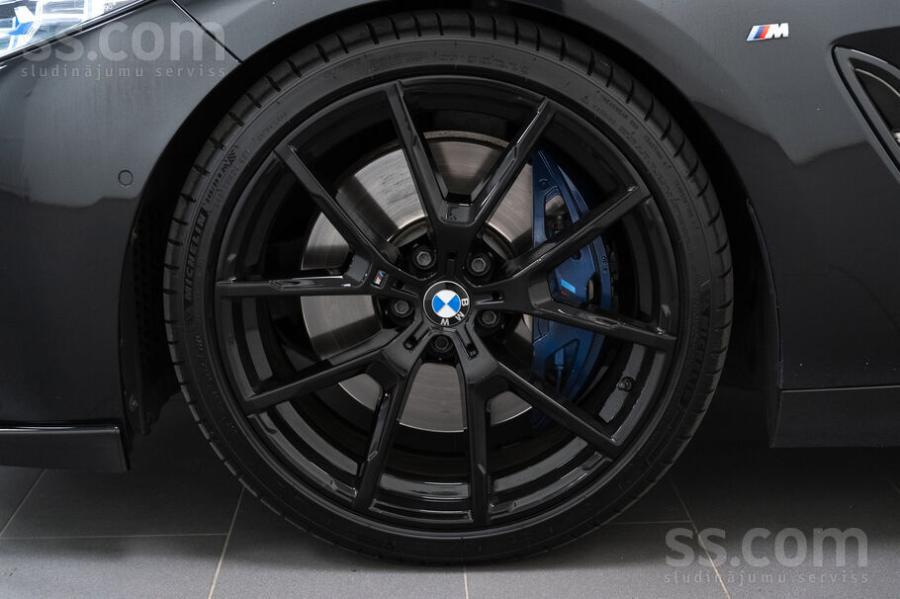 Black BMW 840 2019 in Riga, with an engine capacity of 3.00 L and mileage of 130 thousand km for 46500 €, photo 10 on AUTOMOTO.COM.LV
