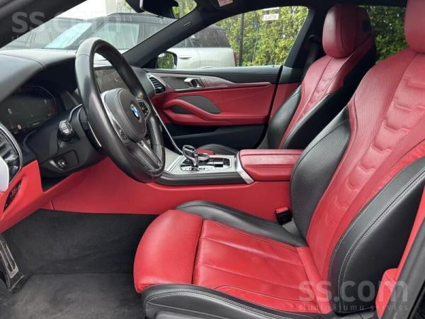 Black BMW 840 2020 in Riga, with an engine capacity of 3.00 L and mileage of 125 thousand km for 45555 €, photo 8 on AUTOMOTO.COM.LV