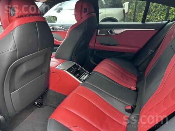 Black BMW 840 2020 in Riga, with an engine capacity of 3.00 L and mileage of 125 thousand km for 45555 €, photo 9 on AUTOMOTO.COM.LV