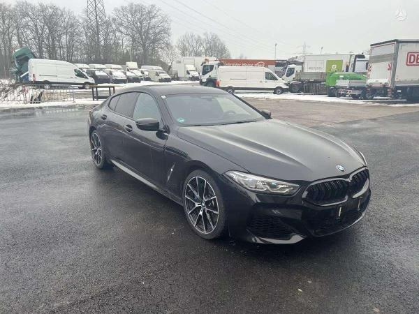 Melns BMW 840 2021 Marijampole, ar dzinēja tilpumu 2.99 L un nobraukumu 163 tūkst. km par 44950 €, foto 1 vietnē AUTOMOTO.COM.LV