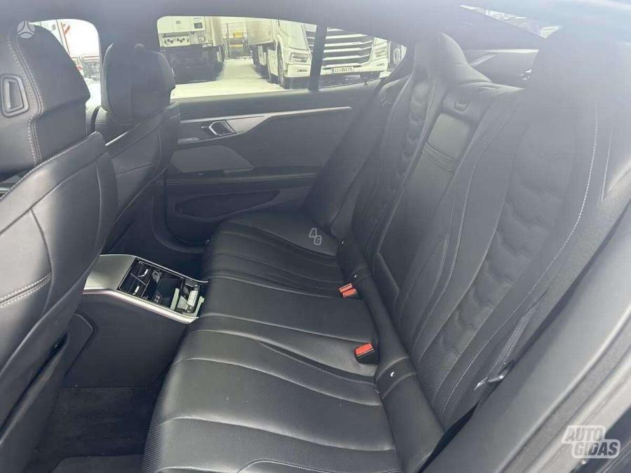 Melns BMW 840 2021 Marijampole, ar dzinēja tilpumu 3.00 L un nobraukumu 163 tūkst. km par 44950 €, foto 17 vietnē AUTOMOTO.COM.LV