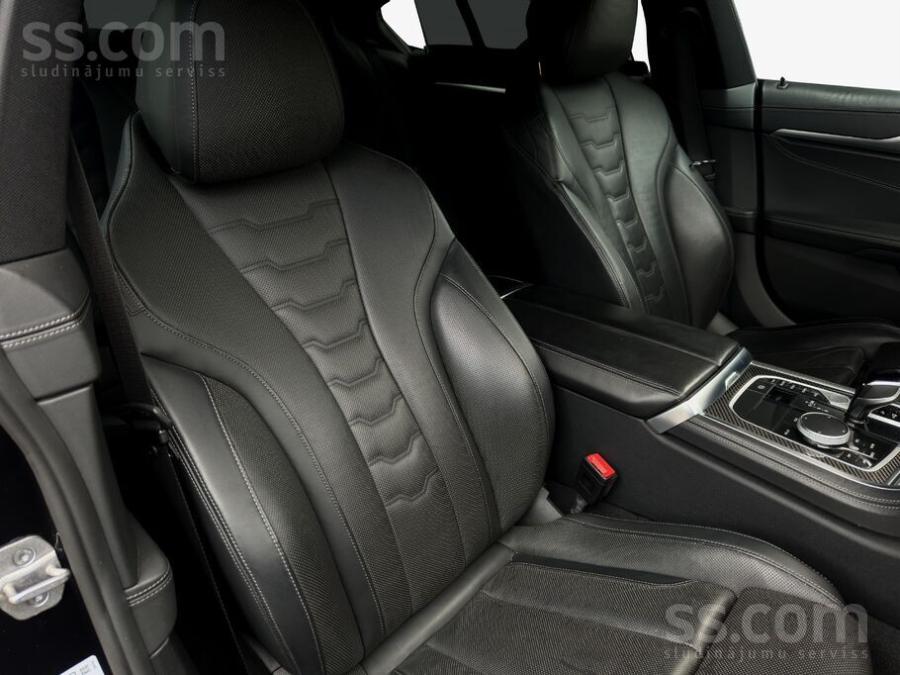 Black BMW 840 2022 in Riga, with an engine capacity of 3.00 L and mileage of 63 thousand km for 53990 €, photo 7 on AUTOMOTO.COM.LV