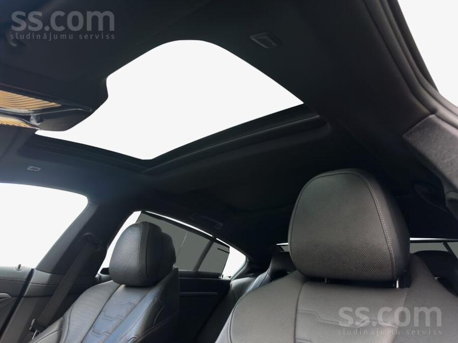 Black BMW 840 2022 in Riga, with an engine capacity of 3.00 L and mileage of 63 thousand km for 53990 €, photo 16 on AUTOMOTO.COM.LV