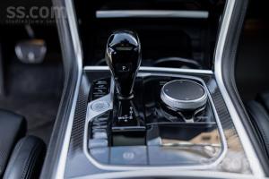 Melns BMW 840 2022 Rīga, ar dzinēja tilpumu 3.00 L un nobraukumu 62 tūkst. km par 61000 €, foto 15 vietnē AUTOMOTO.COM.LV