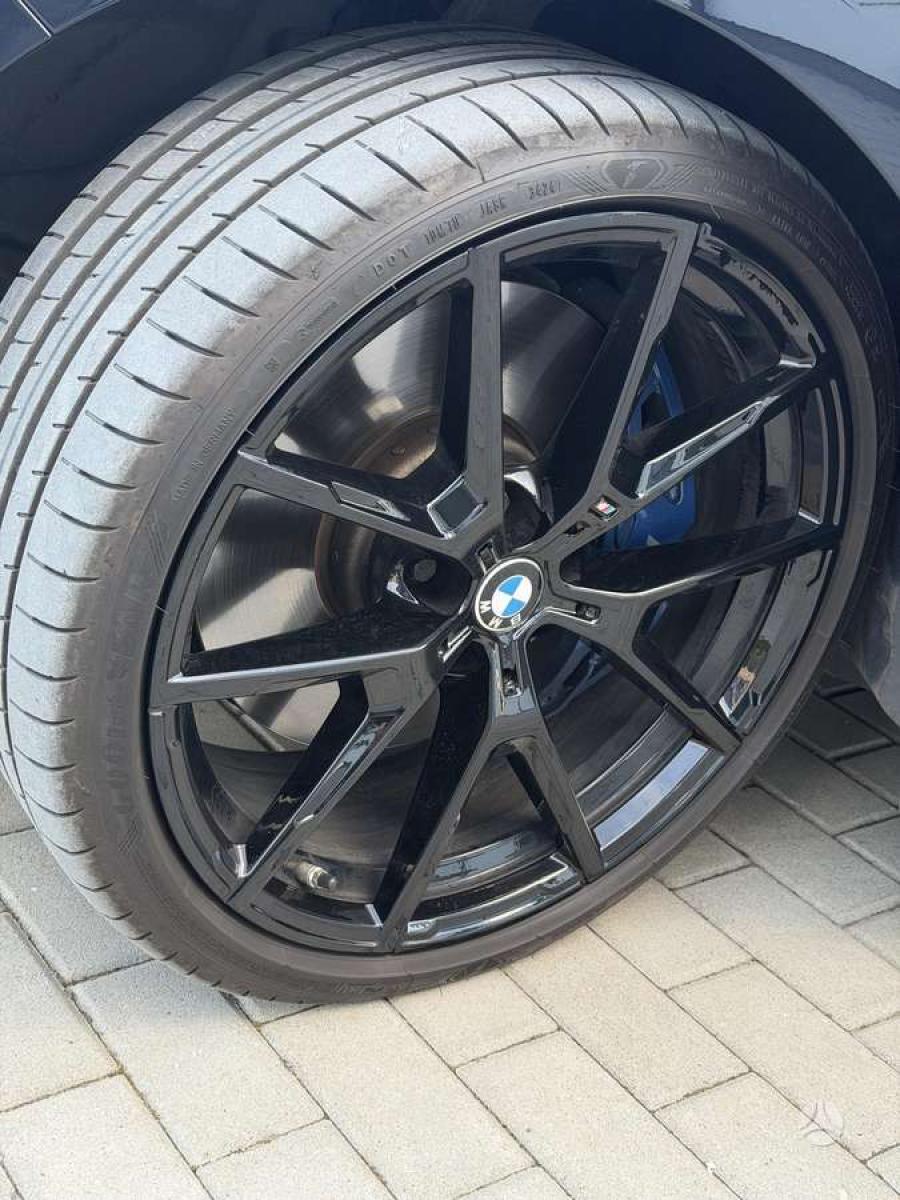 Blue BMW 840 2019 in Vilnius, with an engine capacity of 2.99 L and mileage of 220 thousand km for 37000 €, photo 19 on AUTOMOTO.COM.LV