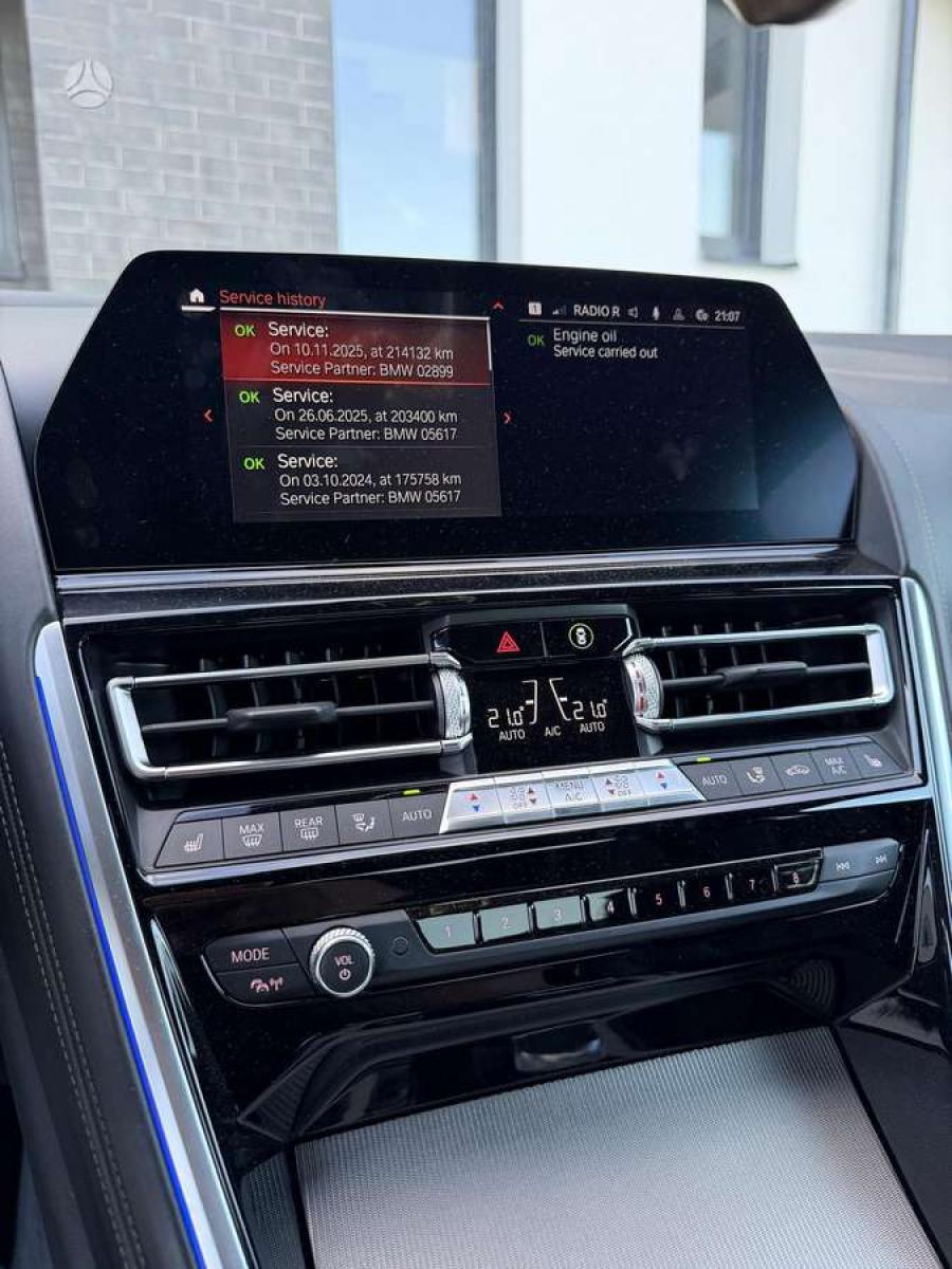 Blue BMW 840 2019 in Vilnius, with an engine capacity of 2.99 L and mileage of 220 thousand km for 37000 €, photo 26 on AUTOMOTO.COM.LV