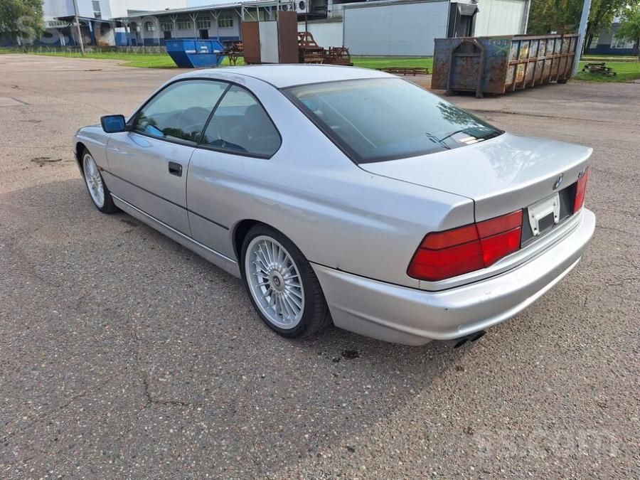 Grey BMW 840 1997 in Riga, with an engine capacity of 4.00 L and mileage of 113 thousand km for 21500 €, photo 7 on AUTOMOTO.COM.LV