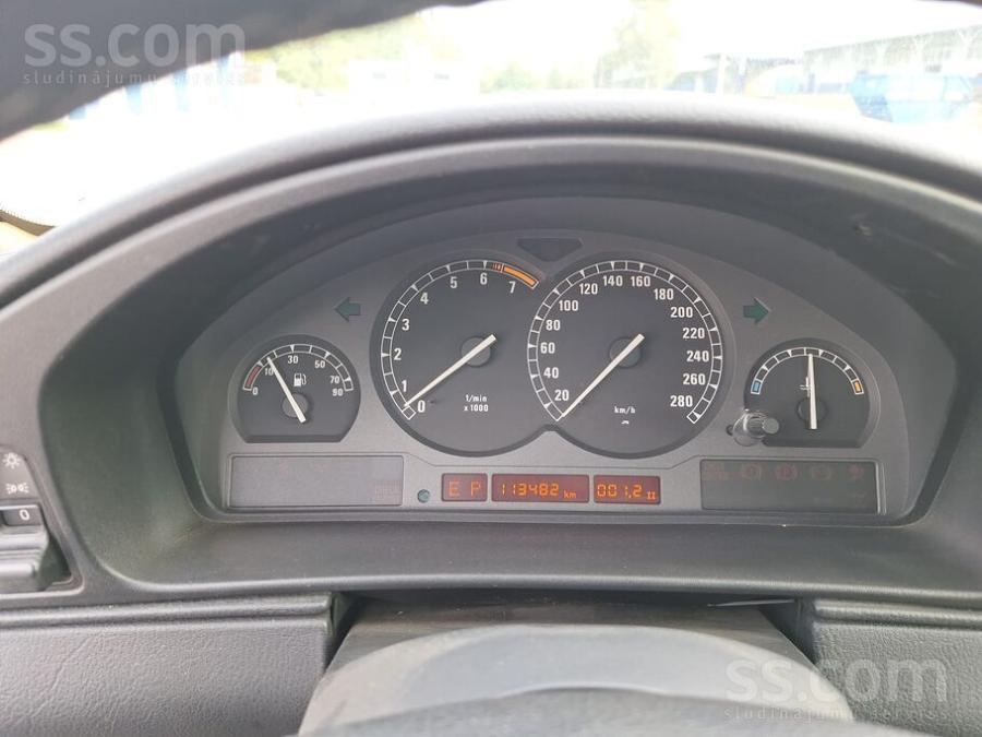 Grey BMW 840 1997 in Riga, with an engine capacity of 4.00 L and mileage of 113 thousand km for 21500 €, photo 12 on AUTOMOTO.COM.LV