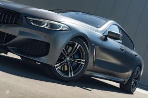 Grey BMW 840 2020 in Klaipeda, with an engine capacity of 2.99 L and mileage of 103 thousand km for 44490 €, photo 4 on AUTOMOTO.COM.LV
