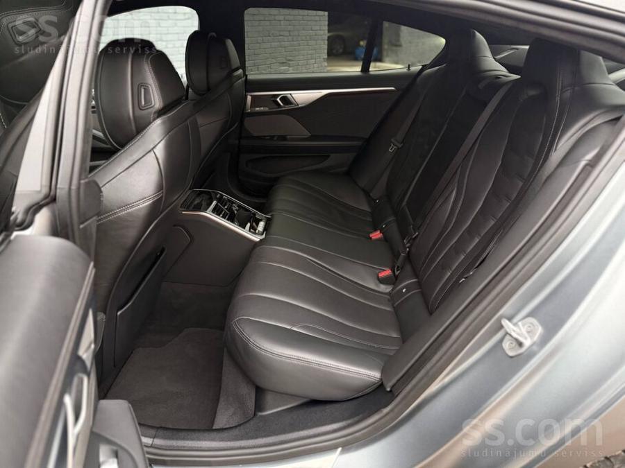 Grey BMW 840 2022 in Daugavpils, with an engine capacity of 3.00 L and mileage of 143 thousand km for 49800 €, photo 31 on AUTOMOTO.COM.LV