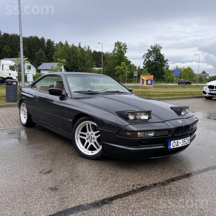 Melns BMW 850 1990 Rīga, ar dzinēja tilpumu 5.00 L un nobraukumu 189 tūkst. km par 25000 €, foto 1 vietnē AUTOMOTO.COM.LV