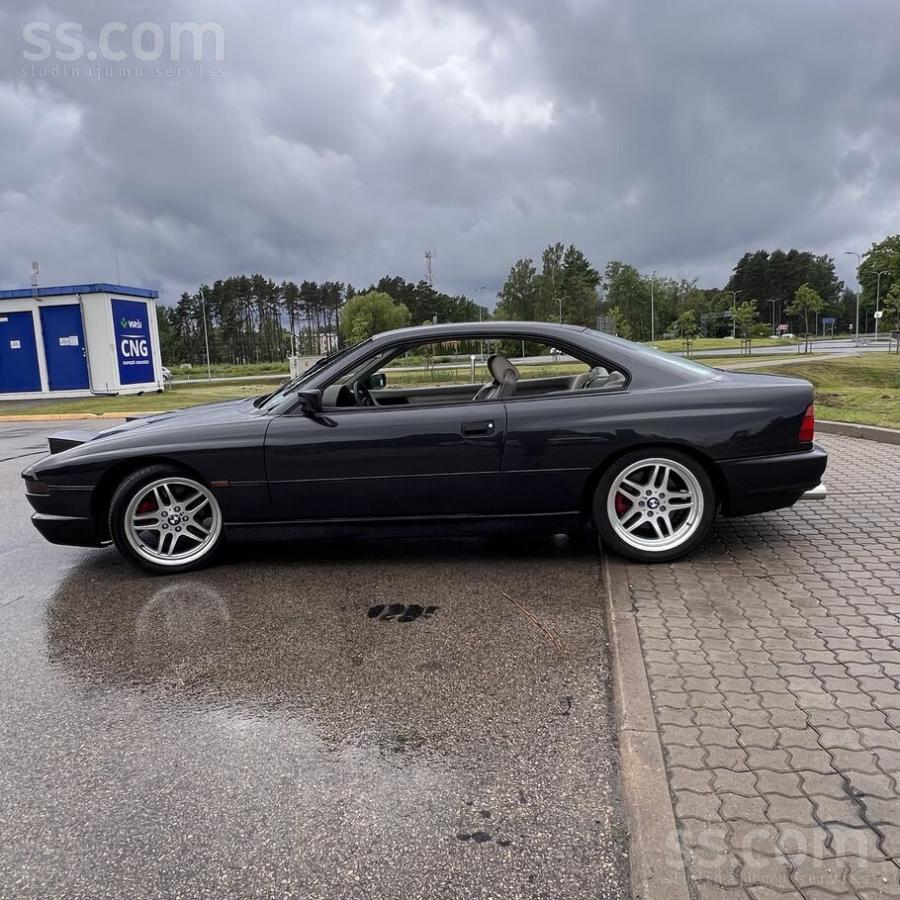 Melns BMW 850 1990 Rīga, ar dzinēja tilpumu 5.00 L un nobraukumu 189 tūkst. km par 25000 €, foto 5 vietnē AUTOMOTO.COM.LV