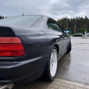 Melns BMW 850 1990 Rīga, ar dzinēja tilpumu 5.00 L un nobraukumu 189 tūkst. km par 25000 €, foto 6 vietnē AUTOMOTO.COM.LV