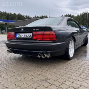 Melns BMW 850 1990 Rīga, ar dzinēja tilpumu 5.00 L un nobraukumu 189 tūkst. km par 25000 €, foto 7 vietnē AUTOMOTO.COM.LV