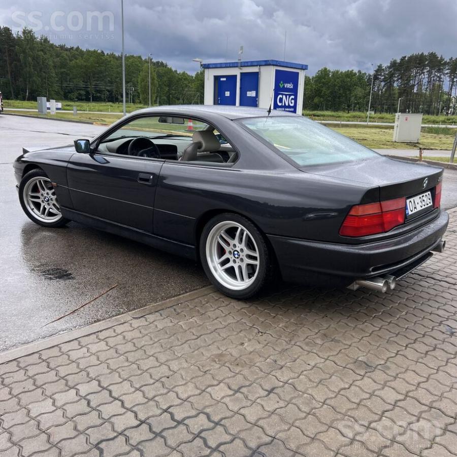 Melns BMW 850 1990 Rīga, ar dzinēja tilpumu 5.00 L un nobraukumu 189 tūkst. km par 25000 €, foto 9 vietnē AUTOMOTO.COM.LV