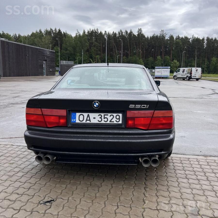 Melns BMW 850 1990 Rīga, ar dzinēja tilpumu 5.00 L un nobraukumu 189 tūkst. km par 25000 €, foto 11 vietnē AUTOMOTO.COM.LV