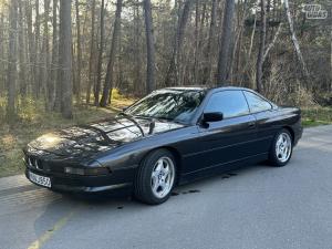 Melns BMW 850 1991 Klaipėda, ar dzinēja tilpumu 5.00 L un nobraukumu 103 tūkst. km par 37000 €, foto 1 vietnē AUTOMOTO.COM.LV