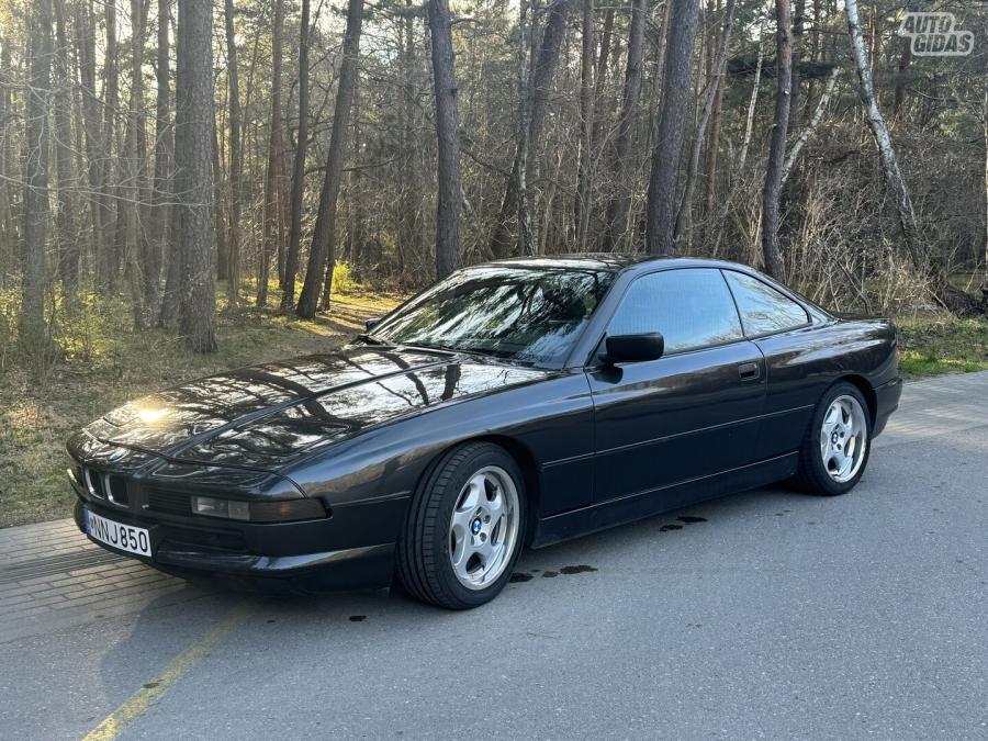 Melns BMW 850 1991 Klaipėda, ar dzinēja tilpumu 5.00 L un nobraukumu 103 tūkst. km par 37000 €, foto 1 vietnē AUTOMOTO.COM.LV
