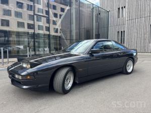 Melns BMW 850 1991 Rīga, ar dzinēja tilpumu 5.00 L un nobraukumu 314 tūkst. km par 18850 €, foto 2 vietnē AUTOMOTO.COM.LV