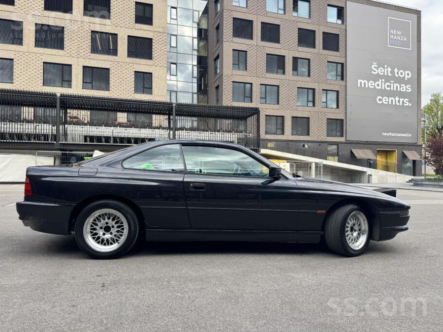 Melns BMW 850 1991 Rīga, ar dzinēja tilpumu 5.00 L un nobraukumu 314 tūkst. km par 18850 €, foto 9 vietnē AUTOMOTO.COM.LV