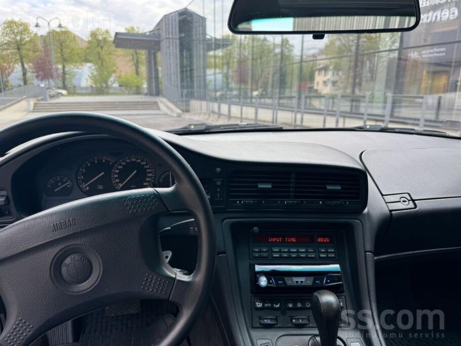 Melns BMW 850 1991 Rīga, ar dzinēja tilpumu 5.00 L un nobraukumu 314 tūkst. km par 18850 €, foto 15 vietnē AUTOMOTO.COM.LV