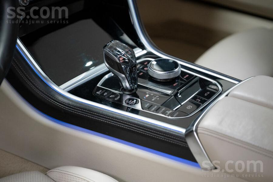 Zils BMW 850 2019 Rīga, ar dzinēja tilpumu 4.40 L un nobraukumu 141 tūkst. km par 46900 €, foto 21 vietnē AUTOMOTO.COM.LV