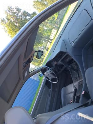 Zils BMW 850 1991 Rīga, ar dzinēja tilpumu 5.00 L un nobraukumu 67 tūkst. km par 17900 €, foto 12 vietnē AUTOMOTO.COM.LV