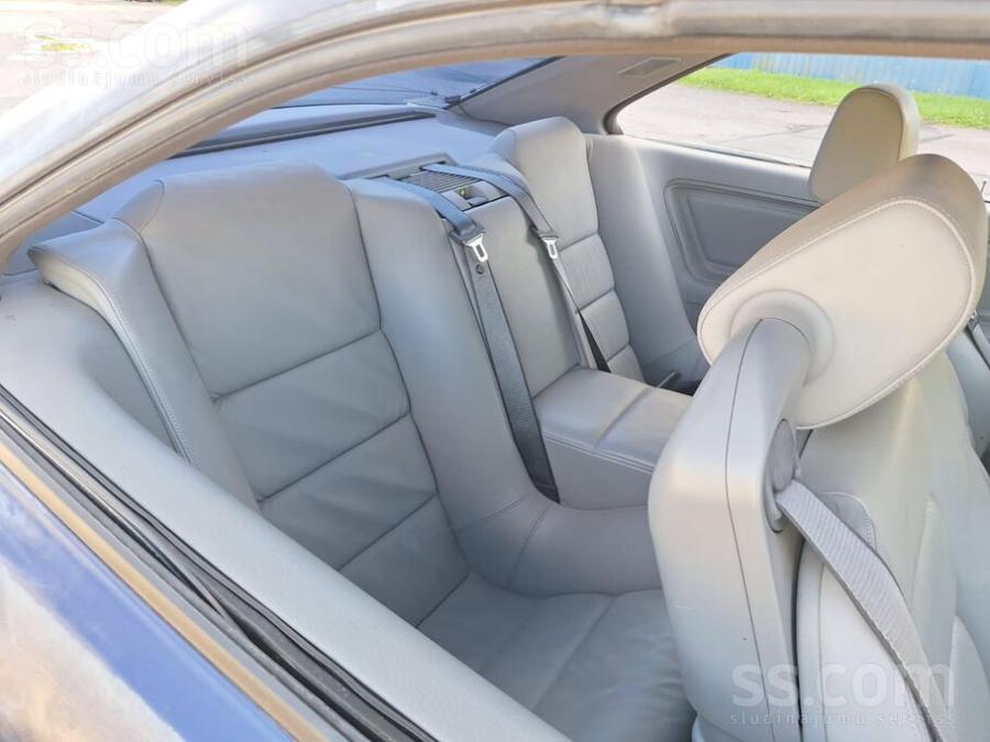 Zils BMW 850 1991 Rīga, ar dzinēja tilpumu 5.00 L un nobraukumu 67 tūkst. km par 17900 €, foto 13 vietnē AUTOMOTO.COM.LV