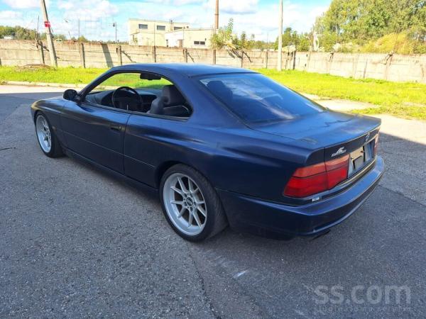 Blue BMW 850 1991 in Riga, with an engine capacity of 5.00 L and mileage of 67 thousand km for 17900 €, photo 5 on AUTOMOTO.COM.LV