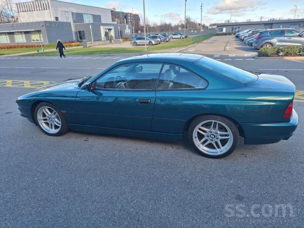 Zaļš BMW 850 1993 Rīga, ar dzinēja tilpumu 5.00 L un nobraukumu 84 tūkst. km par 29900 €, foto 4 vietnē AUTOMOTO.COM.LV