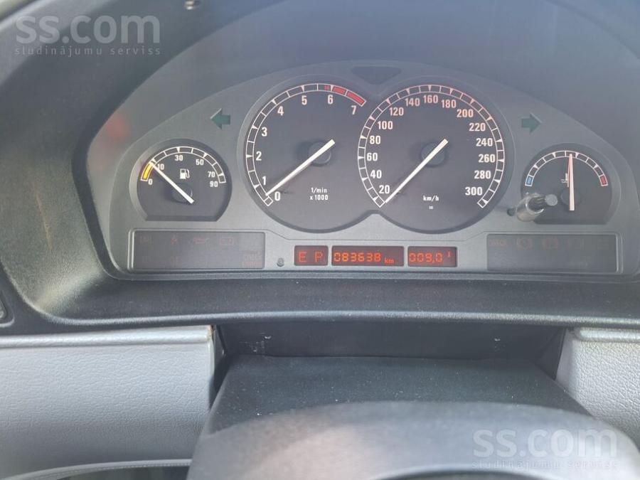 Zaļš BMW 850 1993 Rīga, ar dzinēja tilpumu 5.00 L un nobraukumu 84 tūkst. km par 29900 €, foto 19 vietnē AUTOMOTO.COM.LV
