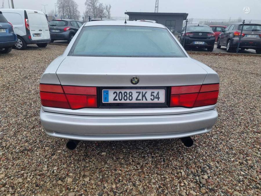 Grey BMW 850 1990 in Taurage, with an engine capacity of 5.00 L and mileage of 206 thousand km for 12900 €, photo 4 on AUTOMOTO.COM.LV
