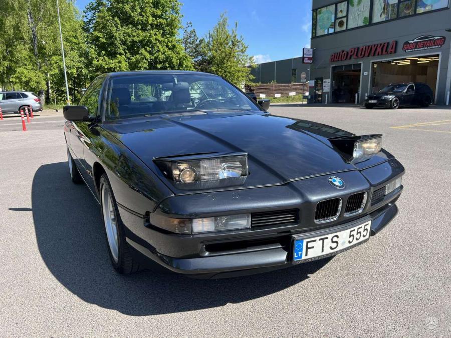 Grey BMW 850 1990 in Vilnius, with an engine capacity of 4.99 L and mileage of 135 thousand km for 27100 €, photo 6 on AUTOMOTO.COM.LV