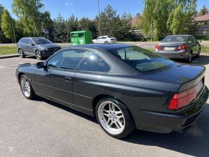 Grey BMW 850 1990 in Vilnius, with an engine capacity of 4.99 L and mileage of 135 thousand km for 27100 €, photo 12 on AUTOMOTO.COM.LV