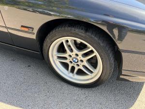 Grey BMW 850 1990 in Vilnius, with an engine capacity of 4.99 L and mileage of 135 thousand km for 27100 €, photo 13 on AUTOMOTO.COM.LV