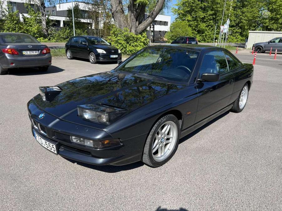 Grey BMW 850 1990 in Vilnius, with an engine capacity of 4.99 L and mileage of 135 thousand km for 27100 €, photo 23 on AUTOMOTO.COM.LV