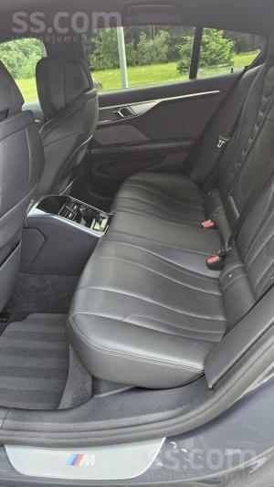 Pelēks BMW 850 2022 Rīga, ar dzinēja tilpumu 4.40 L un nobraukumu 63 tūkst. km par 74650 €, foto 15 vietnē AUTOMOTO.COM.LV