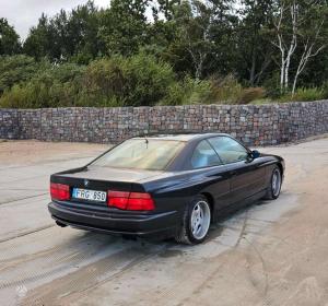 Violet BMW 850 1991 in Klaipeda, with an engine capacity of 4.99 L and mileage of 300 thousand km for 11000 €, photo 4 on AUTOMOTO.COM.LV